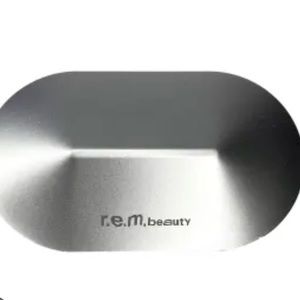 R.E.M. Beauty | Makeup | Rem Beauty Midnight Shadows Eyeshadow Palette ...